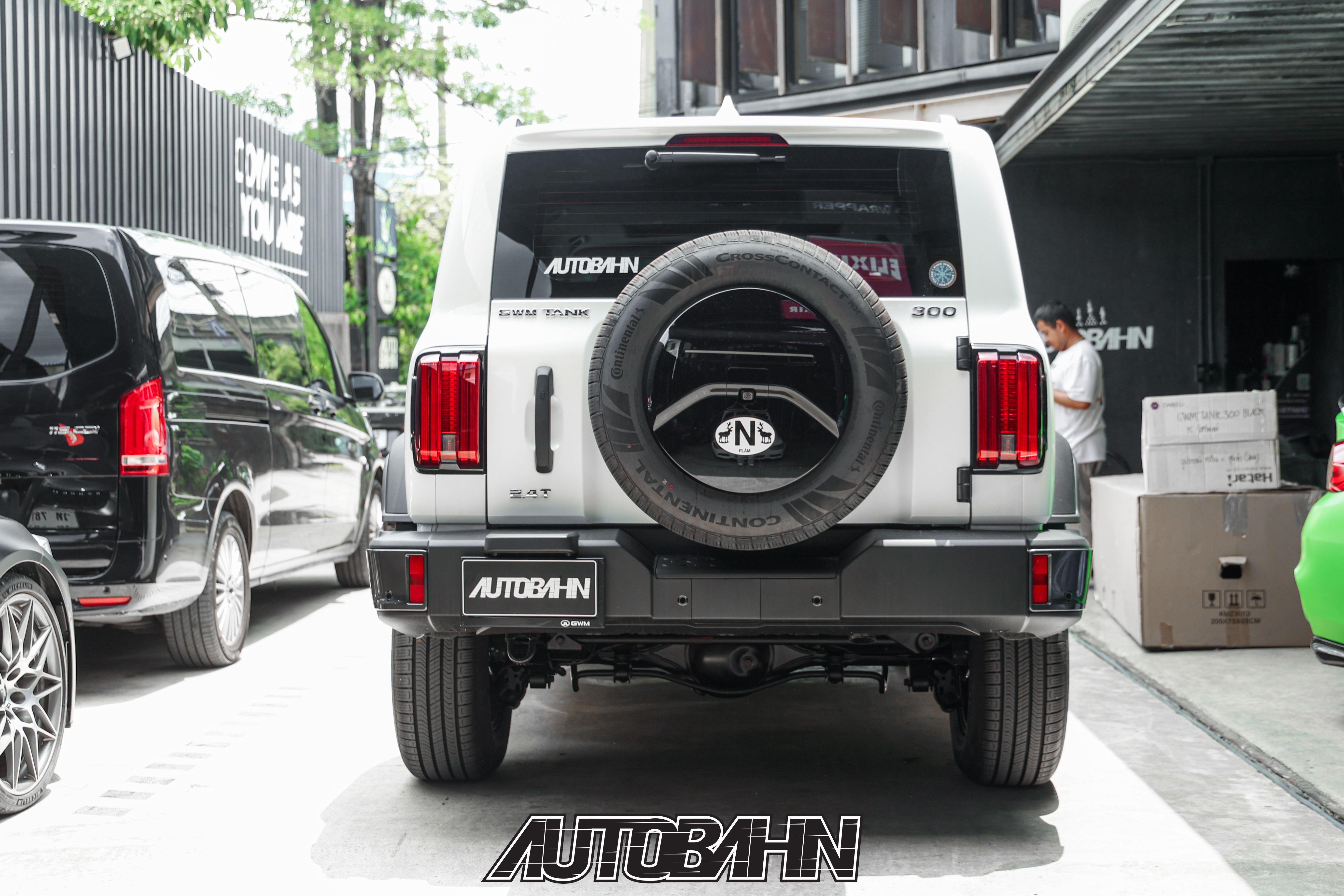 TANK 300 x PROFENDER Queen Series | Autobahn Thailand